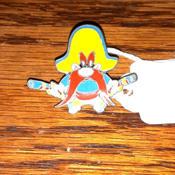 Warner Bros. | Jewelry | 999 Wb Yosemite Sam Pin Nrmint Condition ...